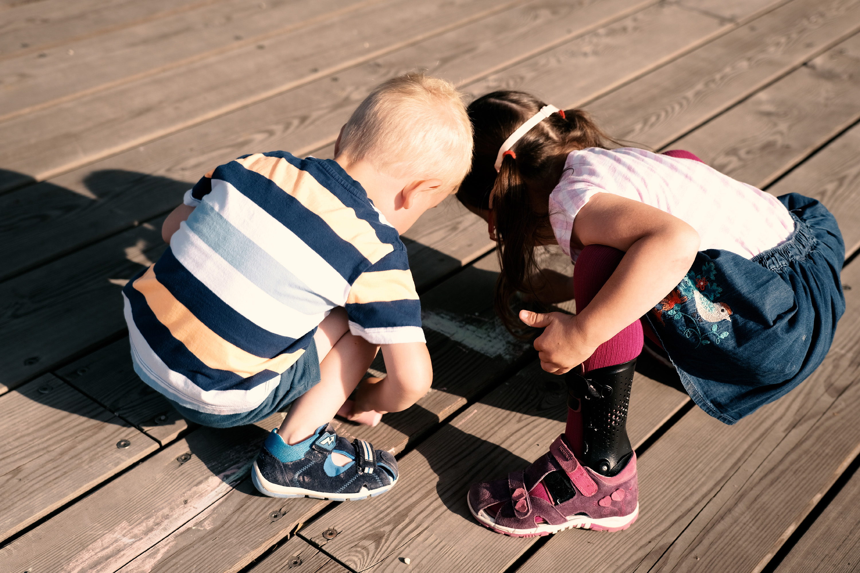 Arthrogryposis multiplex congenita: Alles zur Gelenksteife